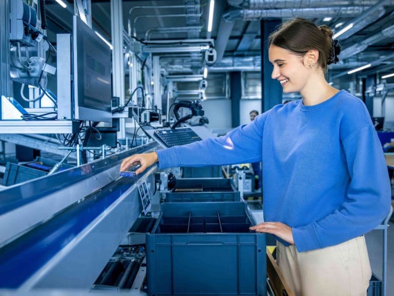 Alcon: Eröffnungsfest zur Großwallstadt-Standorterweiterung